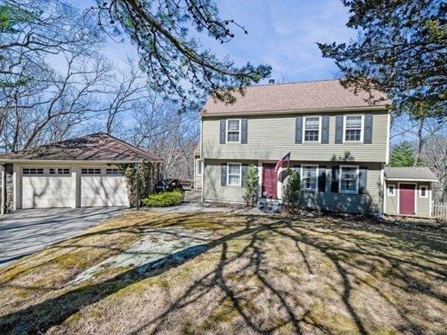 3 bedroom, Swampscott MA 01907 102446181