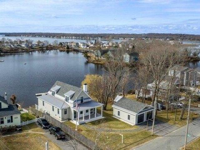 3 bedroom, Swansea MA 02777 102411398