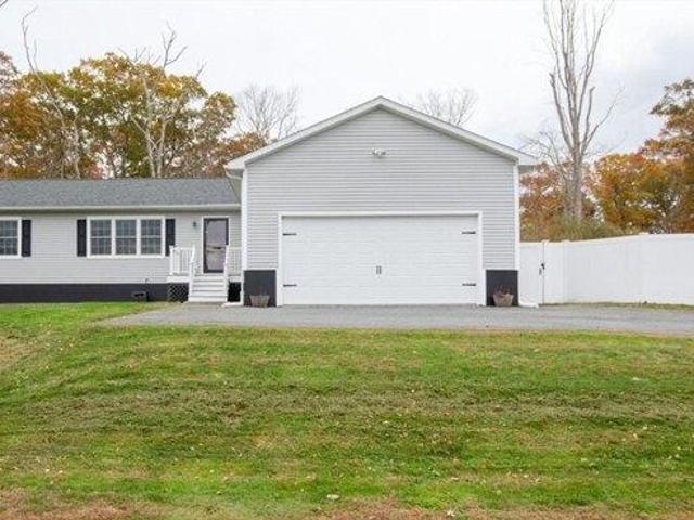 3 bedroom, Swansea MA 02777 102823979