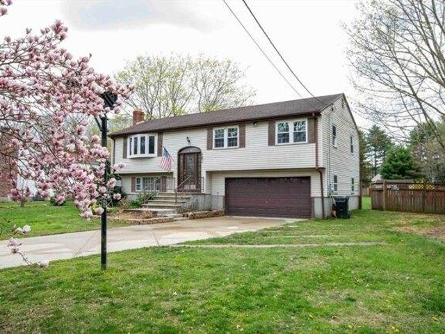 3 bedroom, Swansea MA 02777 102030168