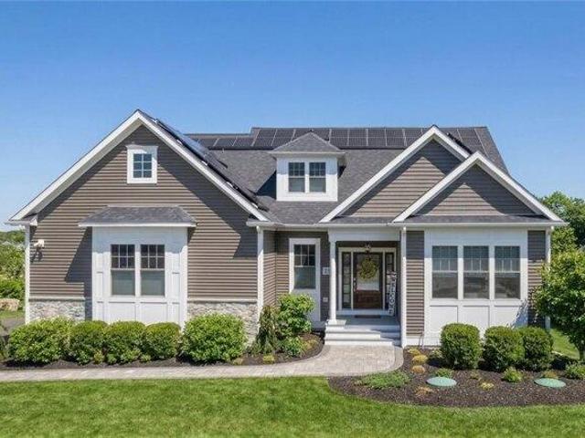 3 bedroom, Swansea MA 02777 102120415