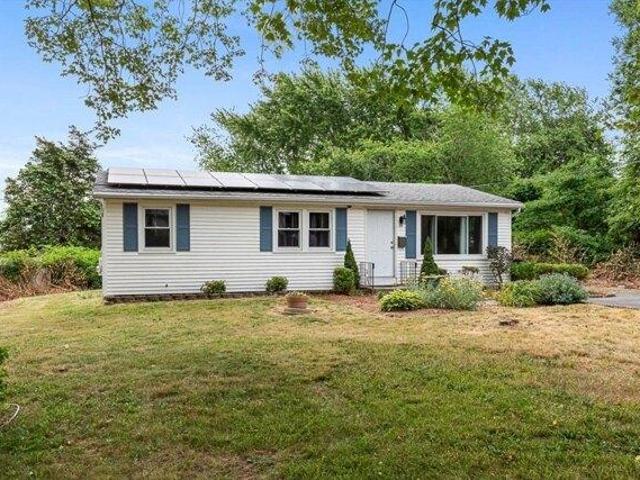 3 bedroom, Swansea MA 02777 103436999