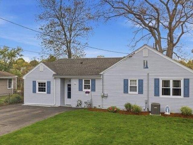 3 bedroom, Swansea MA 02777 103250800