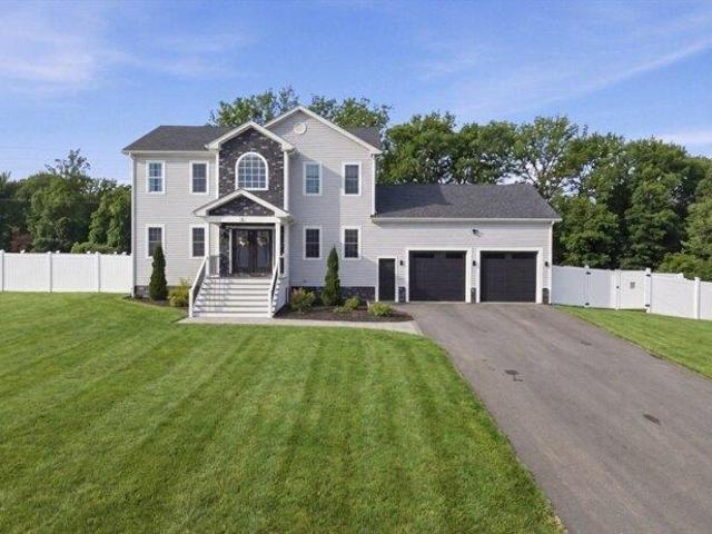 3 bedroom, Swansea MA 02777 105095813