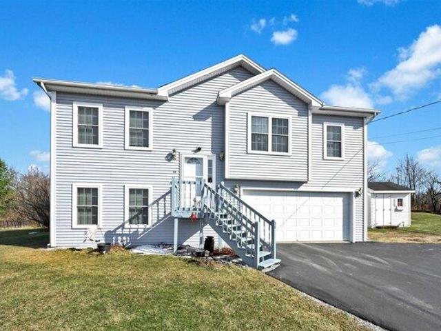 3 bedroom, Swanton VT 05488 102585475