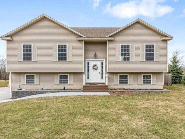 3 bedroom, Swanton VT 05488 102156086