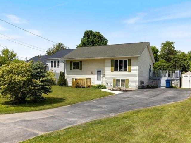 3 bedroom, Swanton VT 05488 104237194