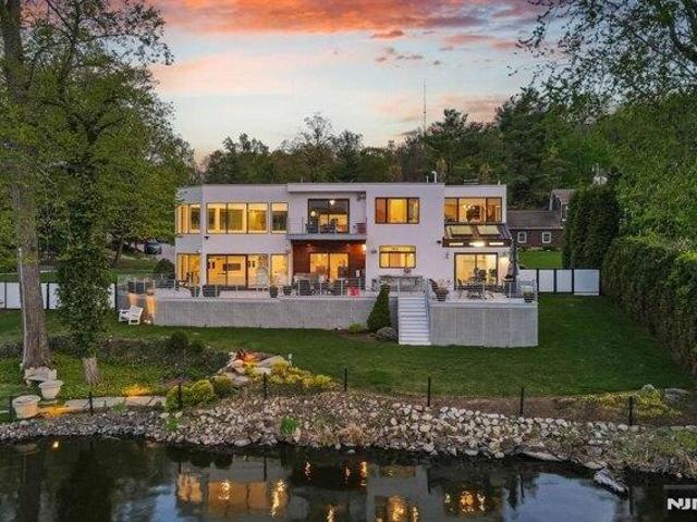 3 bedroom, Pompton Lakes NJ 07442 101782787