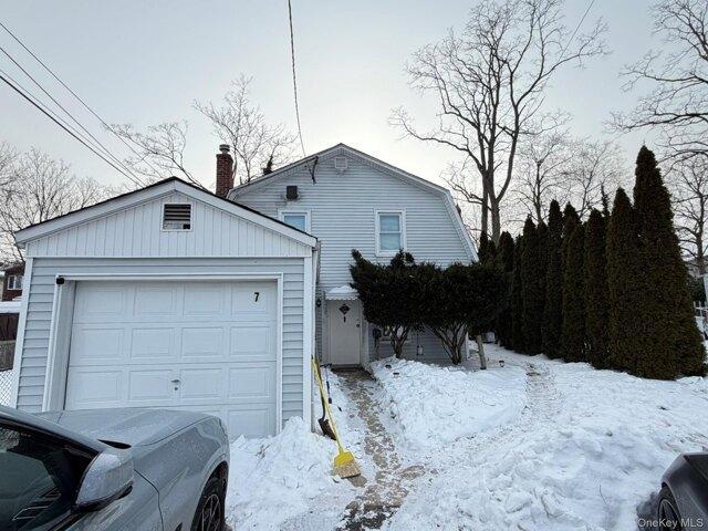 3 bedroom, Port Washington NY 11050 104904256