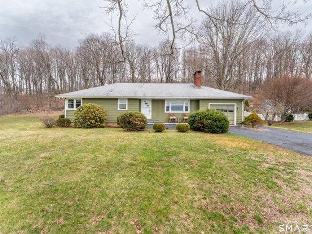 3 bedroom, Portland CT 06480 102475219