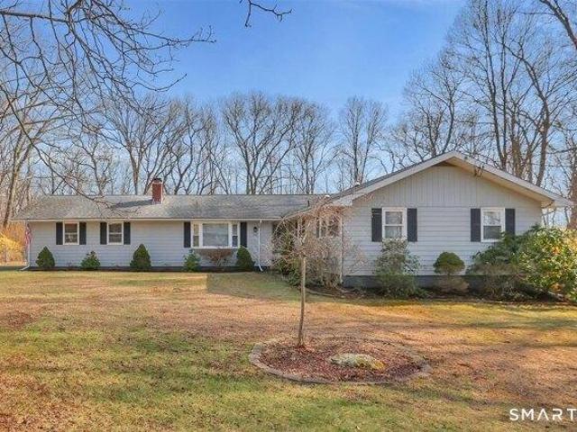 3 bedroom, Portland CT 06480 102761444