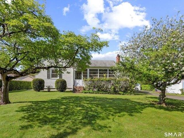 3 bedroom, Portland CT 06480 103070010