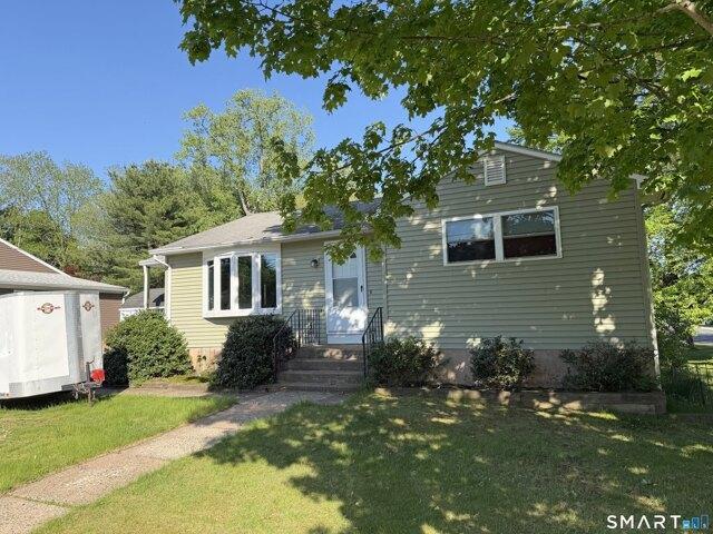 3 bedroom, Portland CT 06480 LS102559346