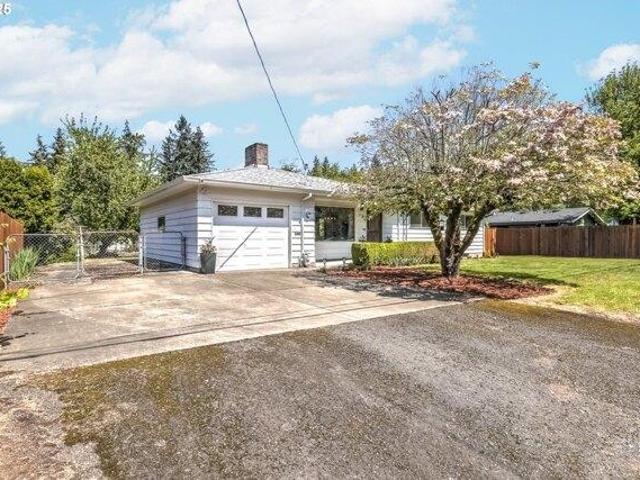 3 bedroom, Portland OR 97220 LS90264741