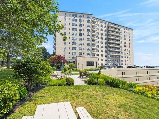 3 bedroom, Portland ME 04101 104809863