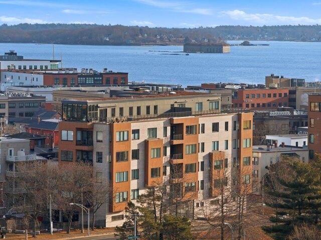 3 bedroom, Portland ME 04101 LS102158695