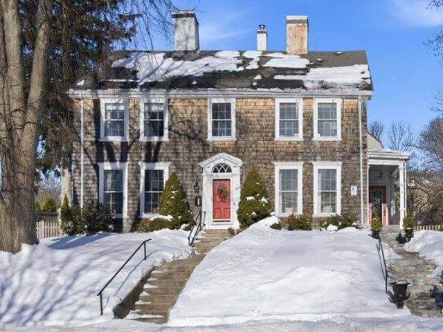 3 bedroom, Portland ME 04102 102445418
