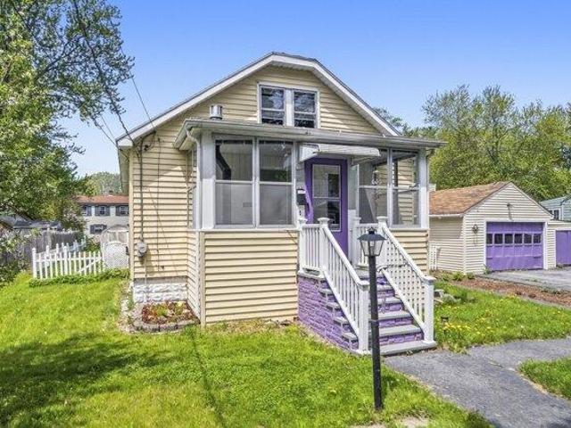 3 bedroom, Portland ME 04102 102591588