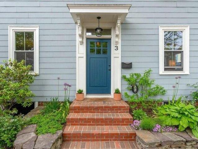 3 bedroom, Portland ME 04102 LS102828057