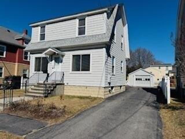 3 bedroom, Portland ME 04102 LS102344434