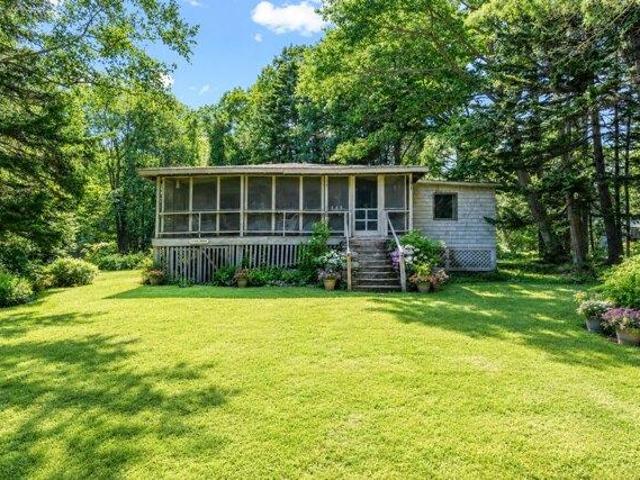 3 bedroom, Portland ME 04108 104480578