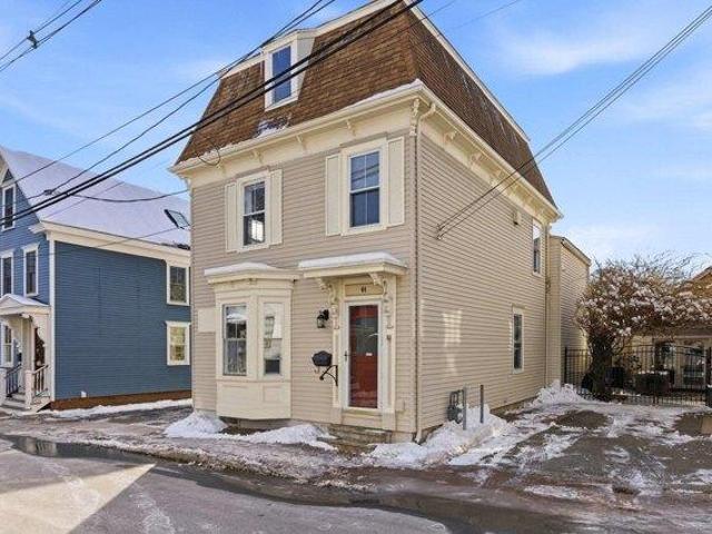 3 bedroom, Portsmouth NH 03801 102285445