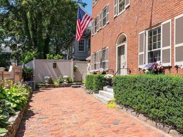 3 bedroom, Portsmouth NH 03801 102314502