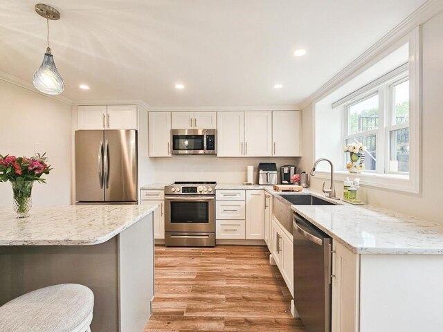 3 bedroom, Portsmouth NH 03801 104789301