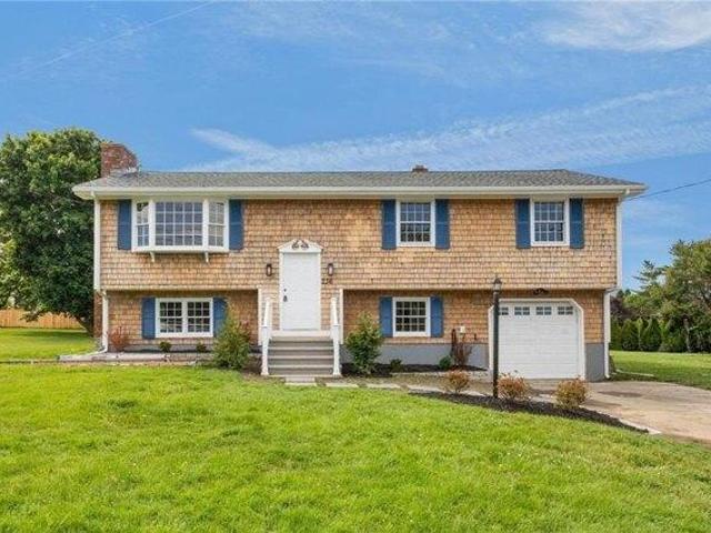 3 bedroom, Portsmouth RI 02871 103442817
