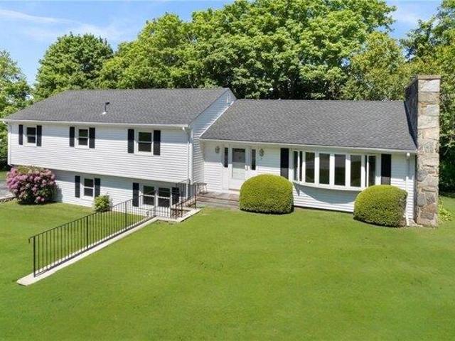 3 bedroom, Portsmouth RI 02871 105106791