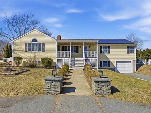 3 bedroom, Portsmouth RI 02871 LS102822971