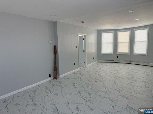 3 bedroom, Paterson NJ 07502 88571941