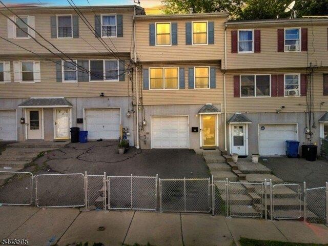 3 bedroom, Paterson NJ 07522 104405857