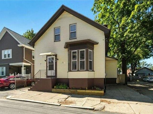 3 bedroom, Pawtucket RI 02860 LS102409275