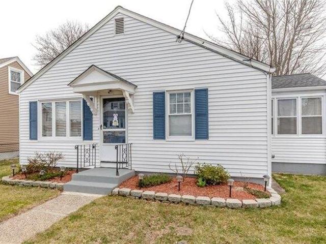3 bedroom, Pawtucket RI 02860 102060606
