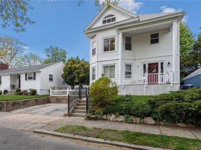 3 bedroom, Pawtucket RI 02860 102214898
