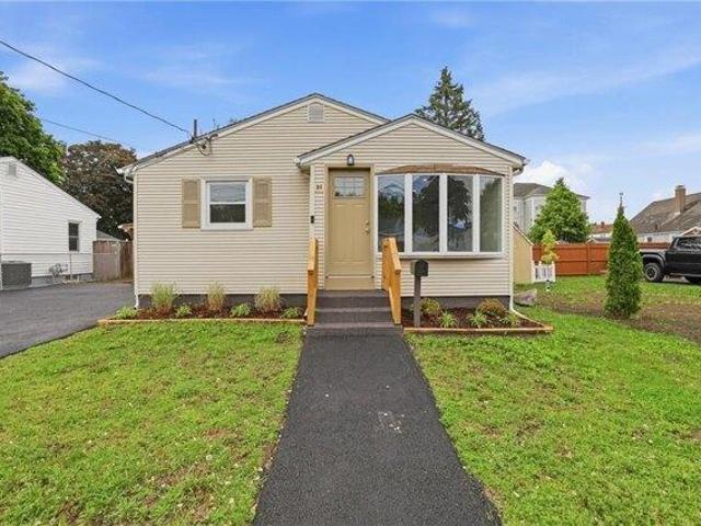 3 bedroom, Pawtucket RI 02860 103222229