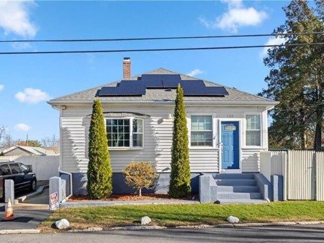 3 bedroom, Pawtucket RI 02860 104650268