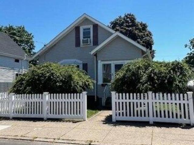 3 bedroom, Pawtucket RI 02861 103885465