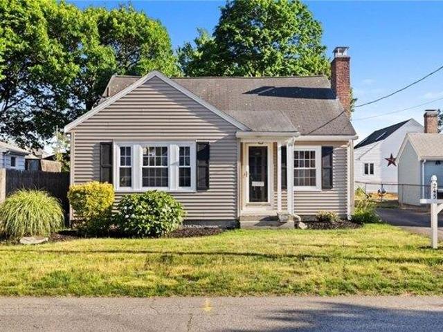 3 bedroom, Pawtucket RI 02861 104008741