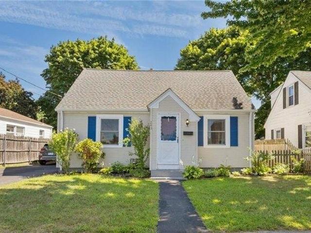 3 bedroom, Pawtucket RI 02861 105173964