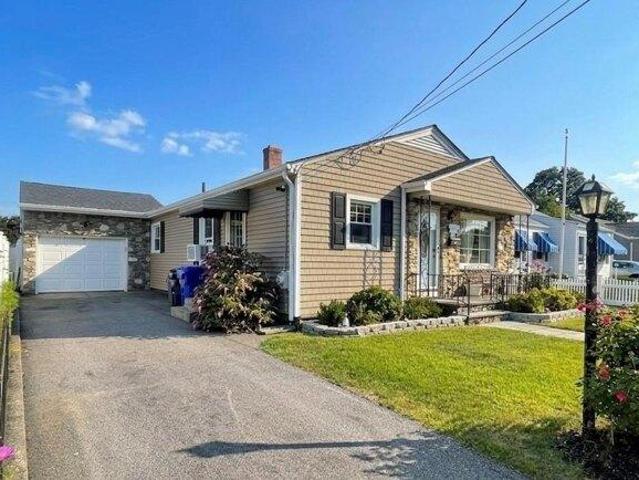 3 bedroom, Pawtucket RI 02861 105105148