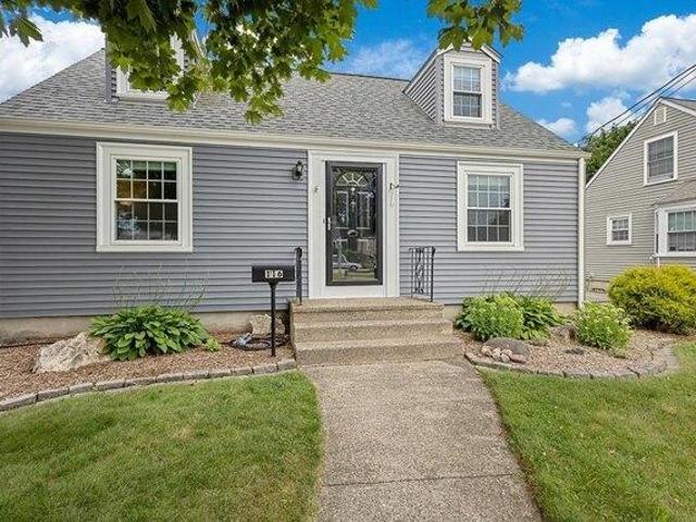 3 bedroom, Pawtucket RI 02861 105116051