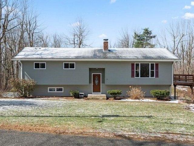 3 bedroom, Paxton MA 01612 LS102444130
