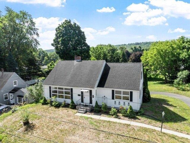 3 bedroom, Palmer MA 01080 104300142