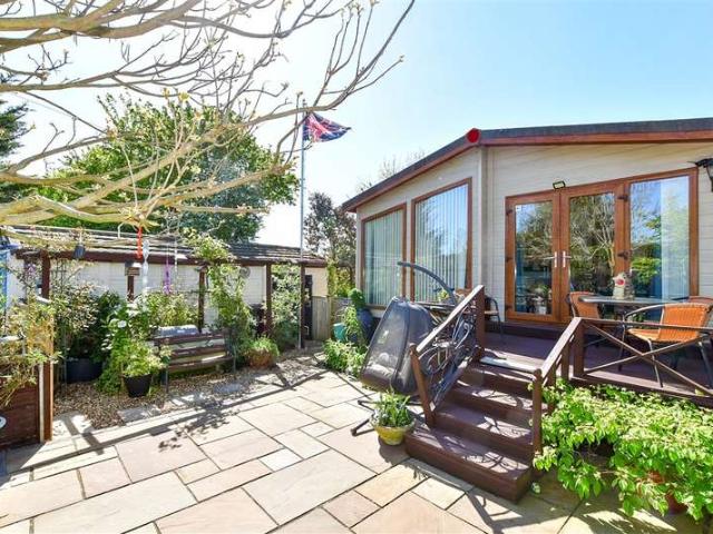 2 Bedroom Park Home Mobile Home