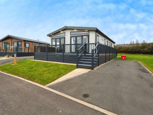 3 Bedroom Park Home Mobile Home