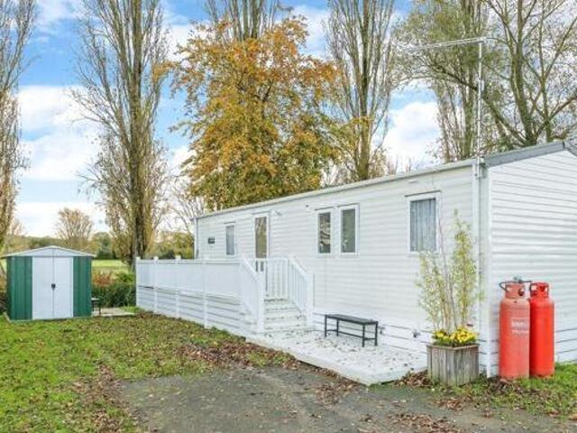 3 Bedroom Park Home For Sale In Little Billing