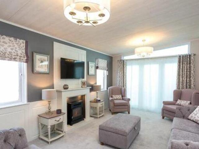 3 Bedroom Park Home For Sale In Llanfairpwllpg