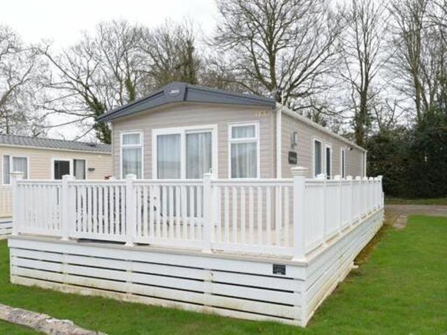 3 Bedroom Park Home For Sale In Sway Road, New Milton
